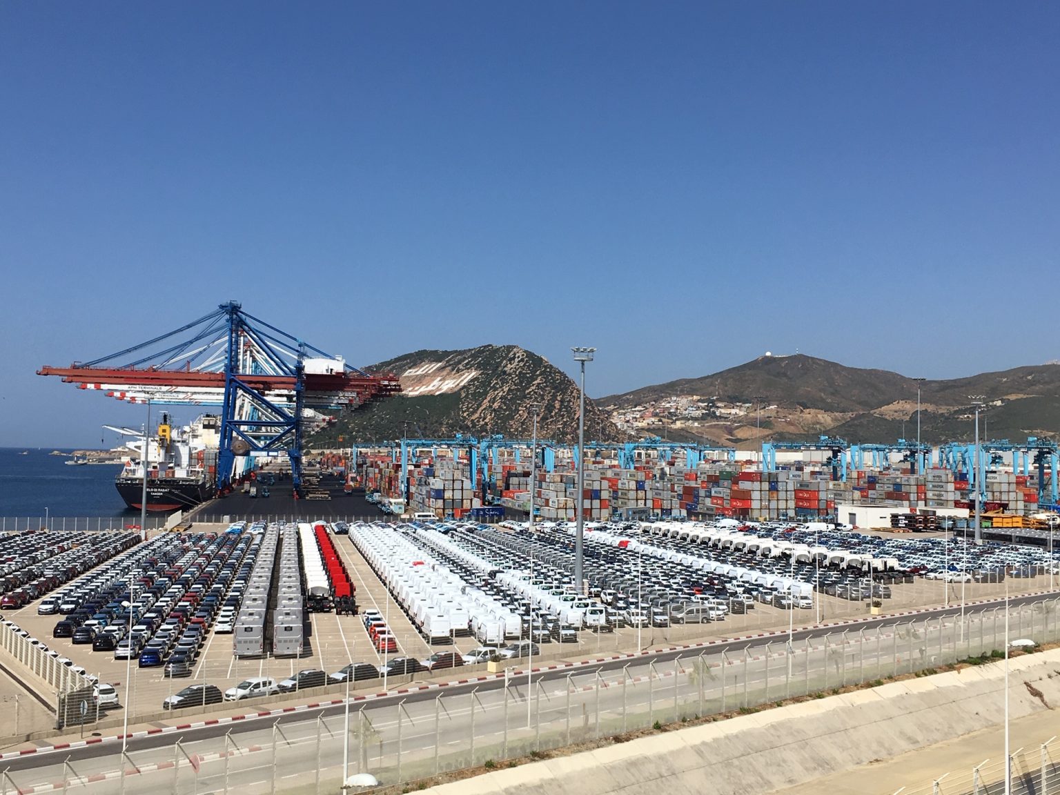 صحيفة مصرية: ميناء طنجة المتوسط يجسد رؤية ملكية نحو تنمية متكاملة ...